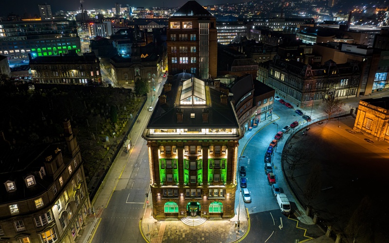 CBRE Global Workplace Solutions takes hard FM deal with DC Thomson ...