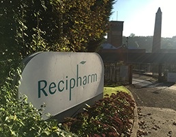AM Services Group strengthens its healthy partnership with Recipharm ...